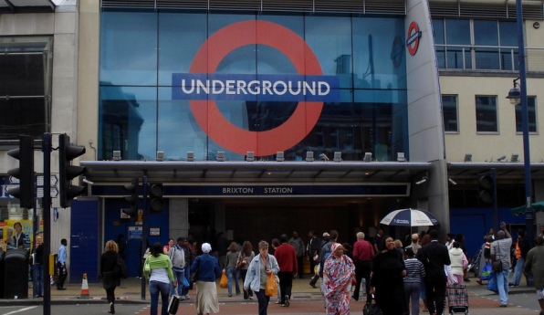 Frustrated commuters face SECOND day of morning rush-hour chaos at ...