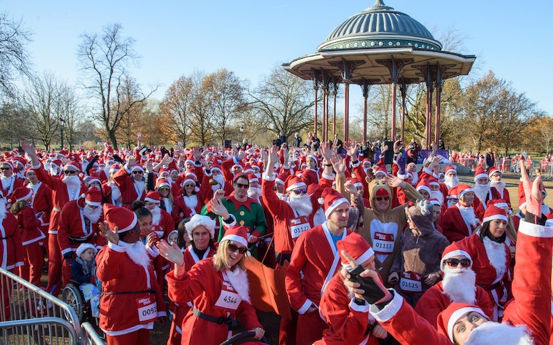 Faster Christmas! Santas needed for Clapham run for Great Ormond Street ...