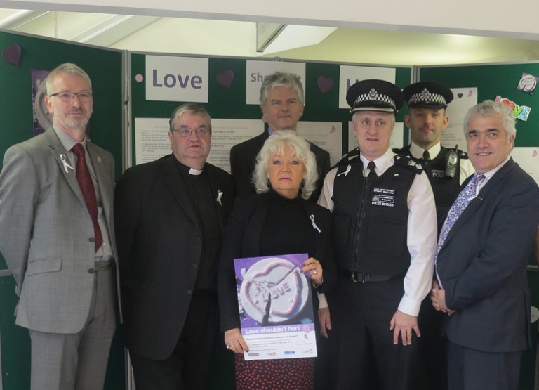 Love shouldn’t hurt : Merton Council launches campaign to support ... Love shouldn’t hurt : Merton Council launches campaign to support ...