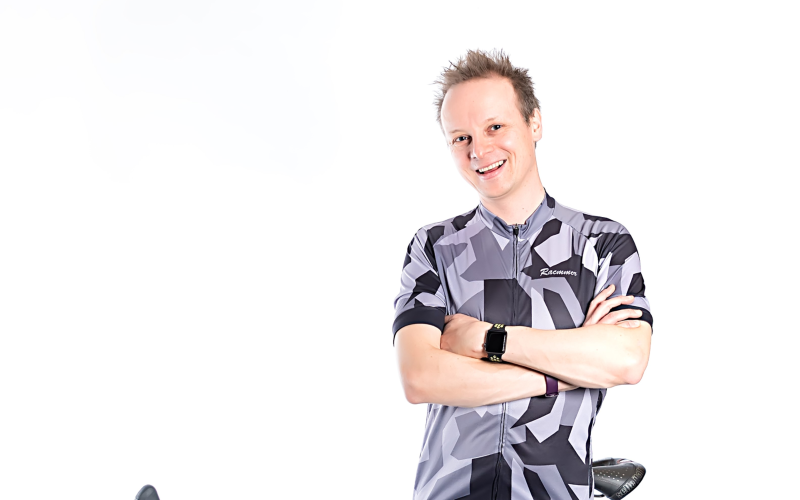 Comedian Stephen swaps mic for bike ahead of Prudential RideLondon ...