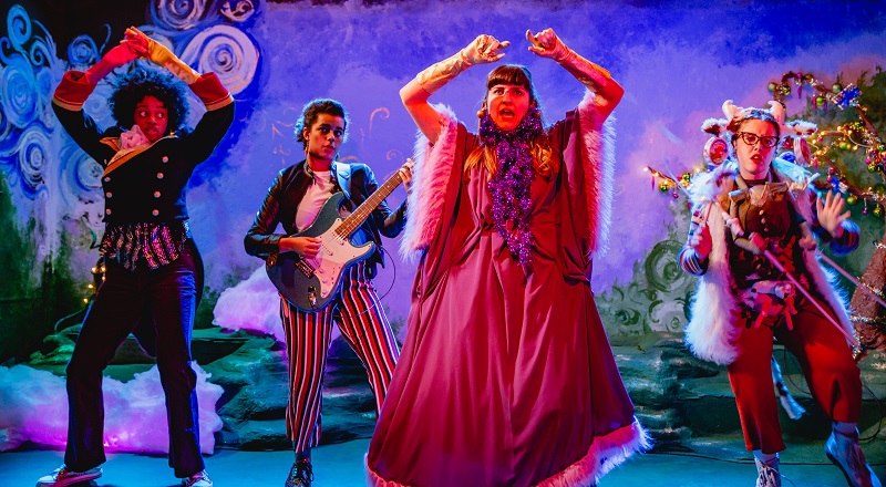 "It's behind you!" We meet the all-female cast of Battersea panto ...