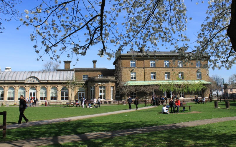 Tooting school in top ten nationwide for closing disadvantage gap