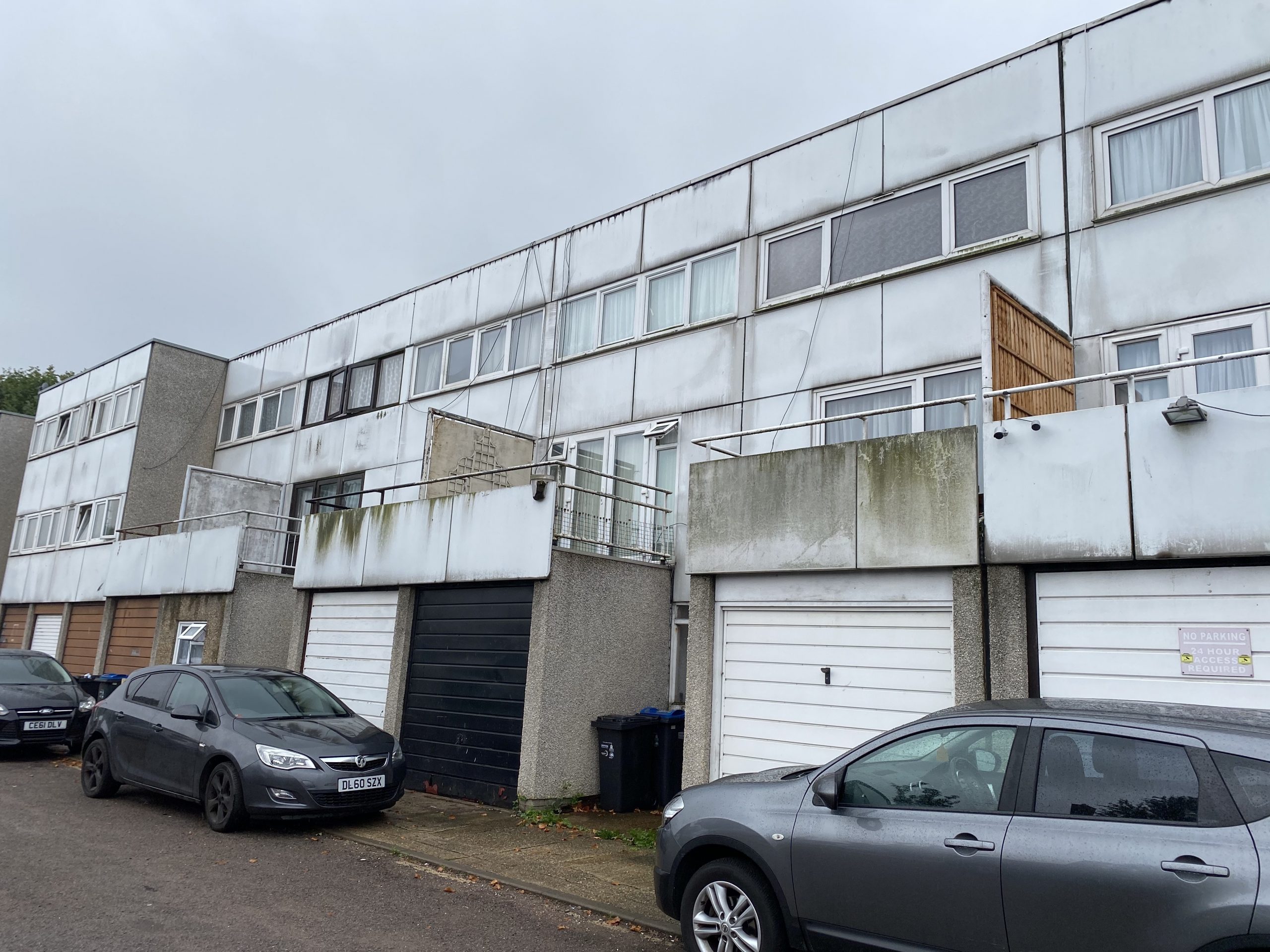 Projected £400m loss puts regeneration of 'defective' Merton housing in ...