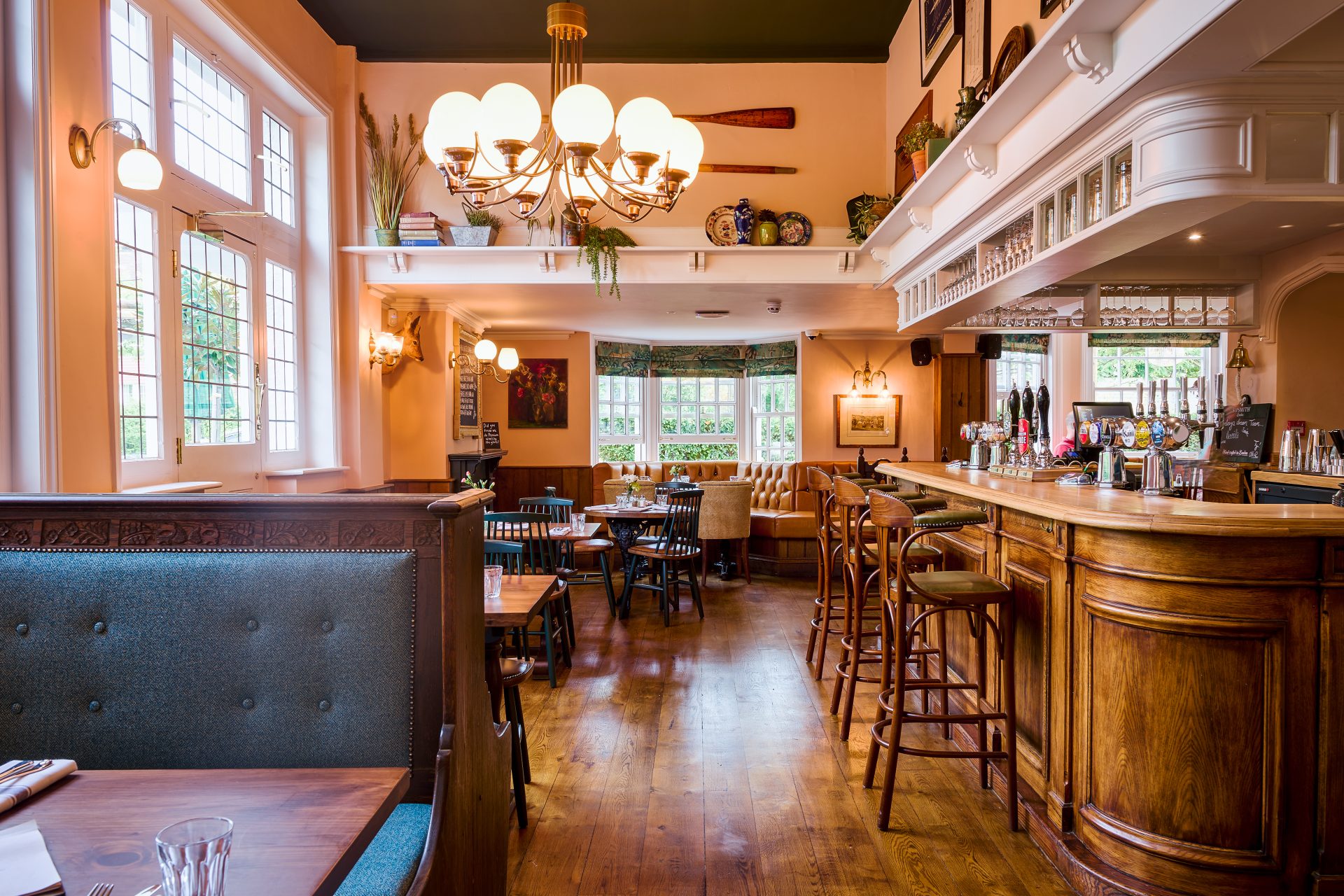 East Sheen residents delighted to have community pub back after seven ...