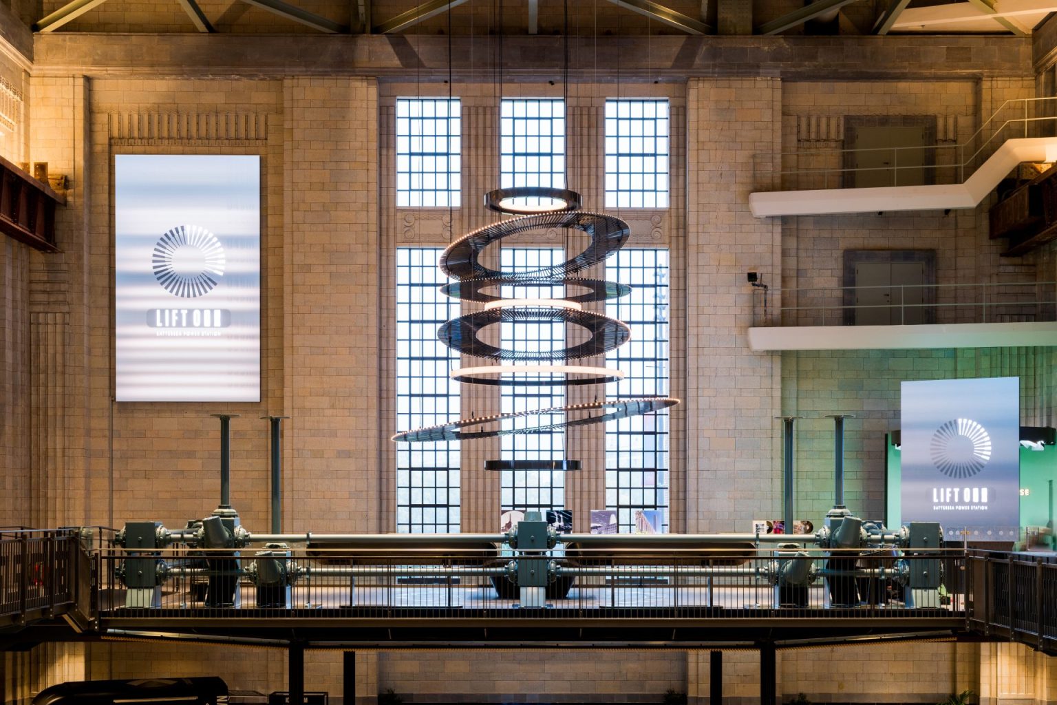 Breathtaking views as Lift 109 arrives at Battersea Power Station