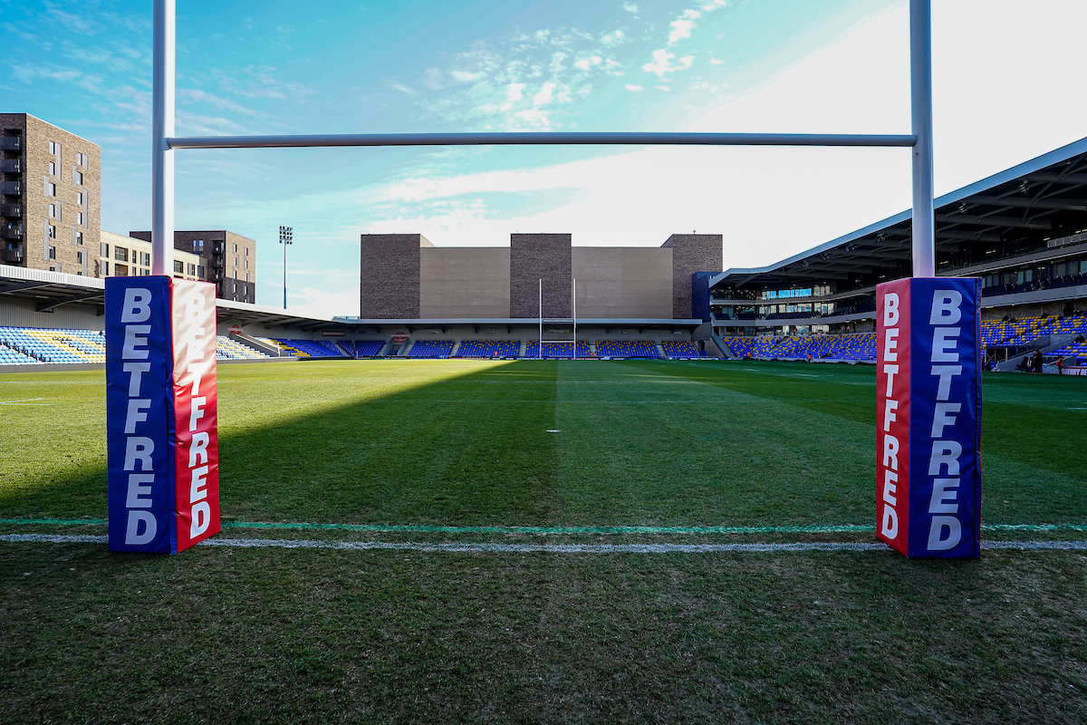 Win two family passes to London Broncos’ opening match