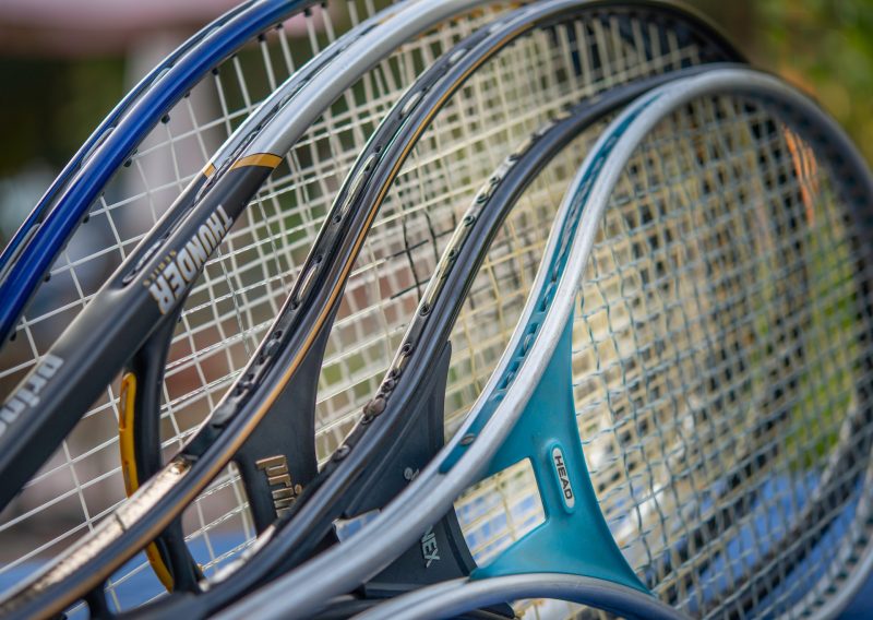 How to choose the right tennis racquet