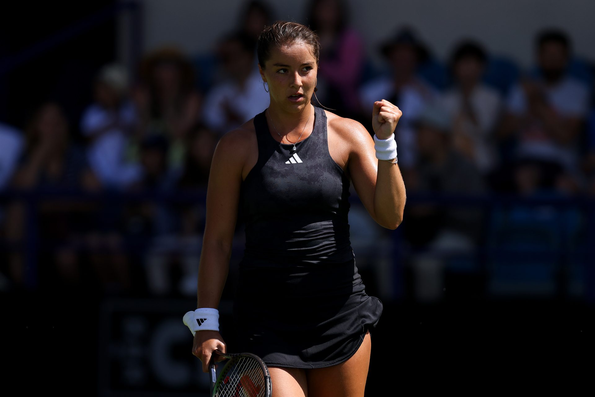 Jodie Burrage hails mentality after spirited Eastbourne comeback
