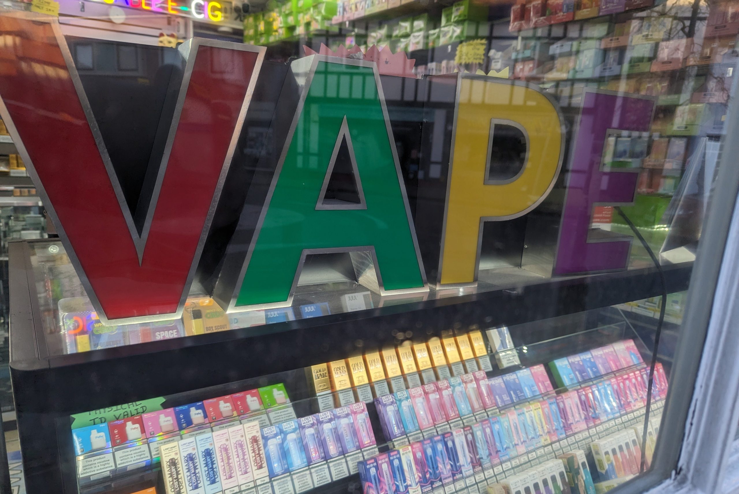 Is standardised packaging an alternative to nation-wide vape ban?