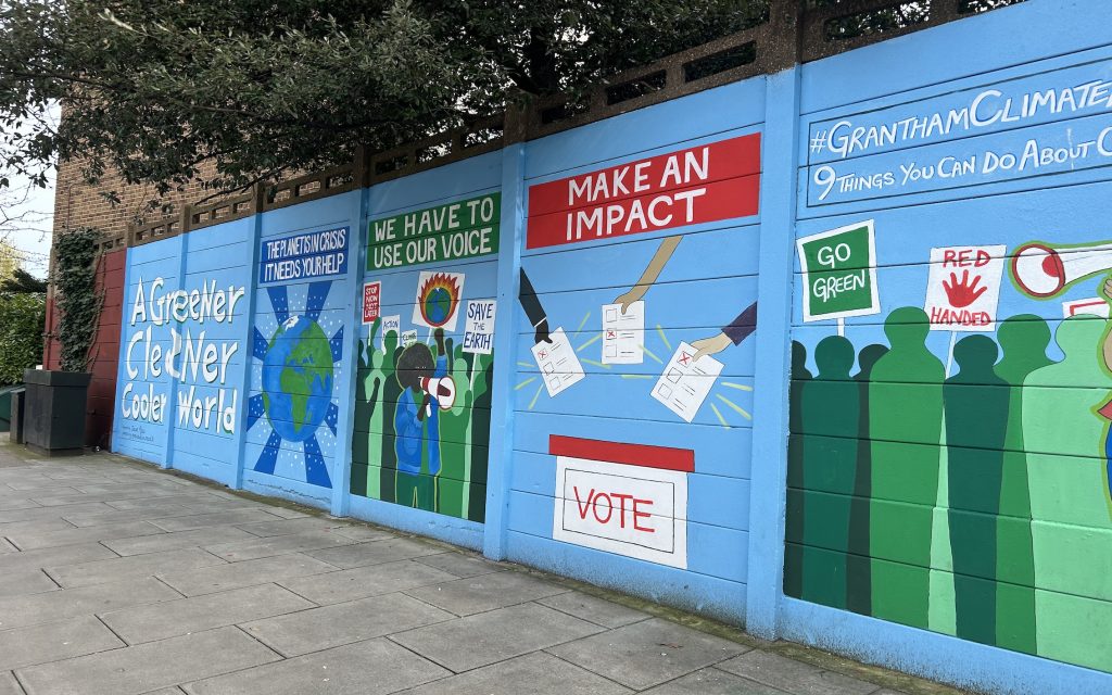Tulse Hill mural calls residents to climate action