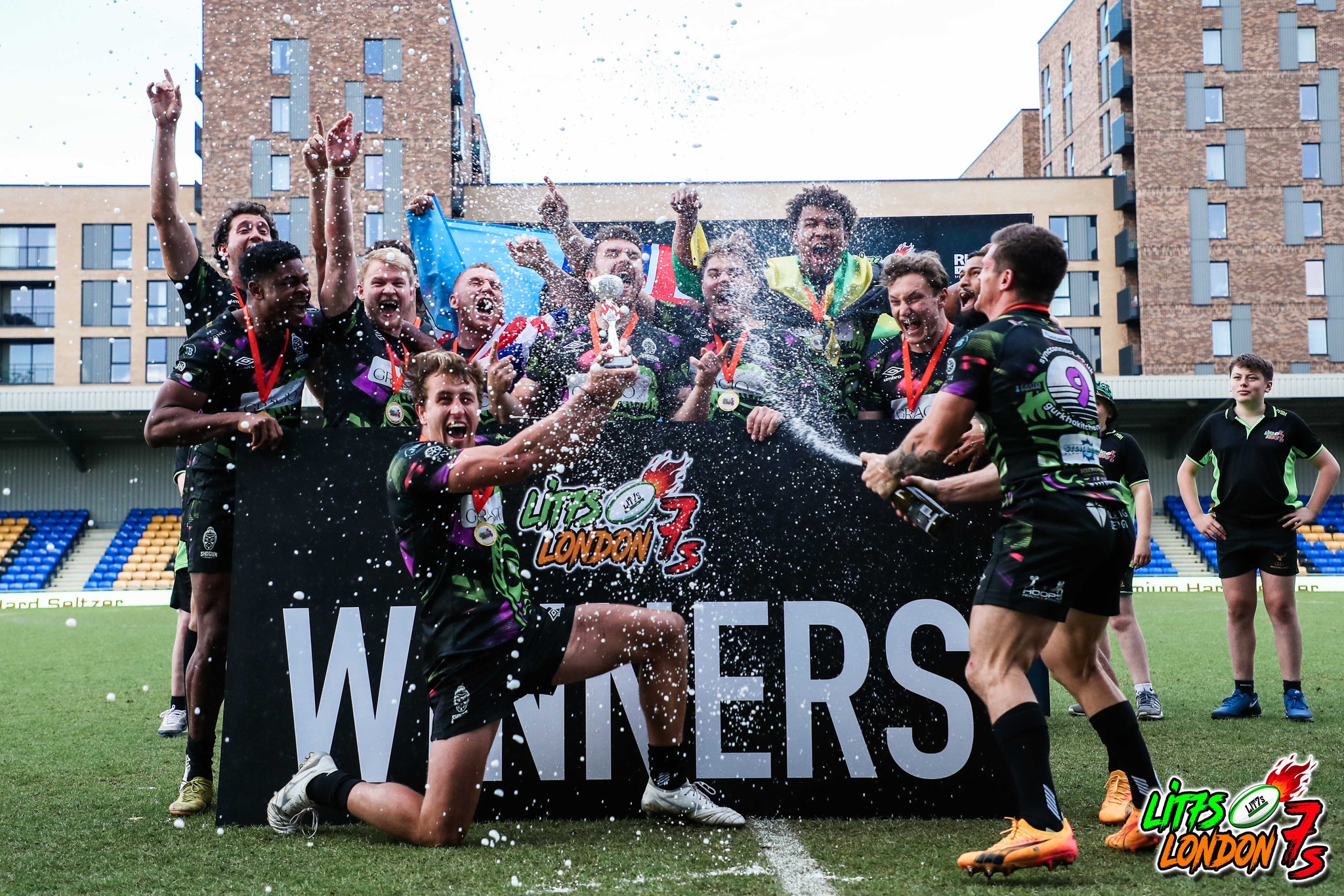 First London International 7s event proves a hit with fans and players ...