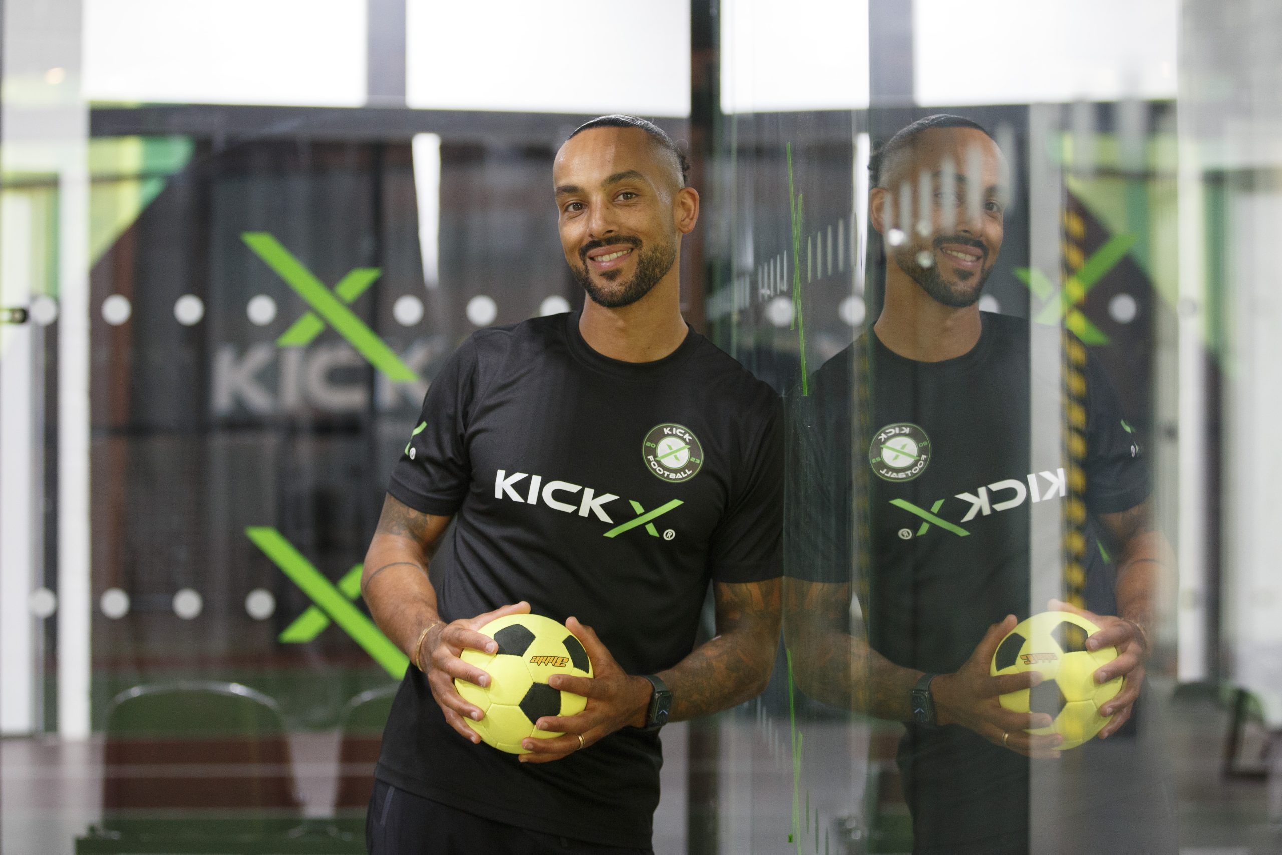 England star hosts community event at innovative KickX Arena | South ...