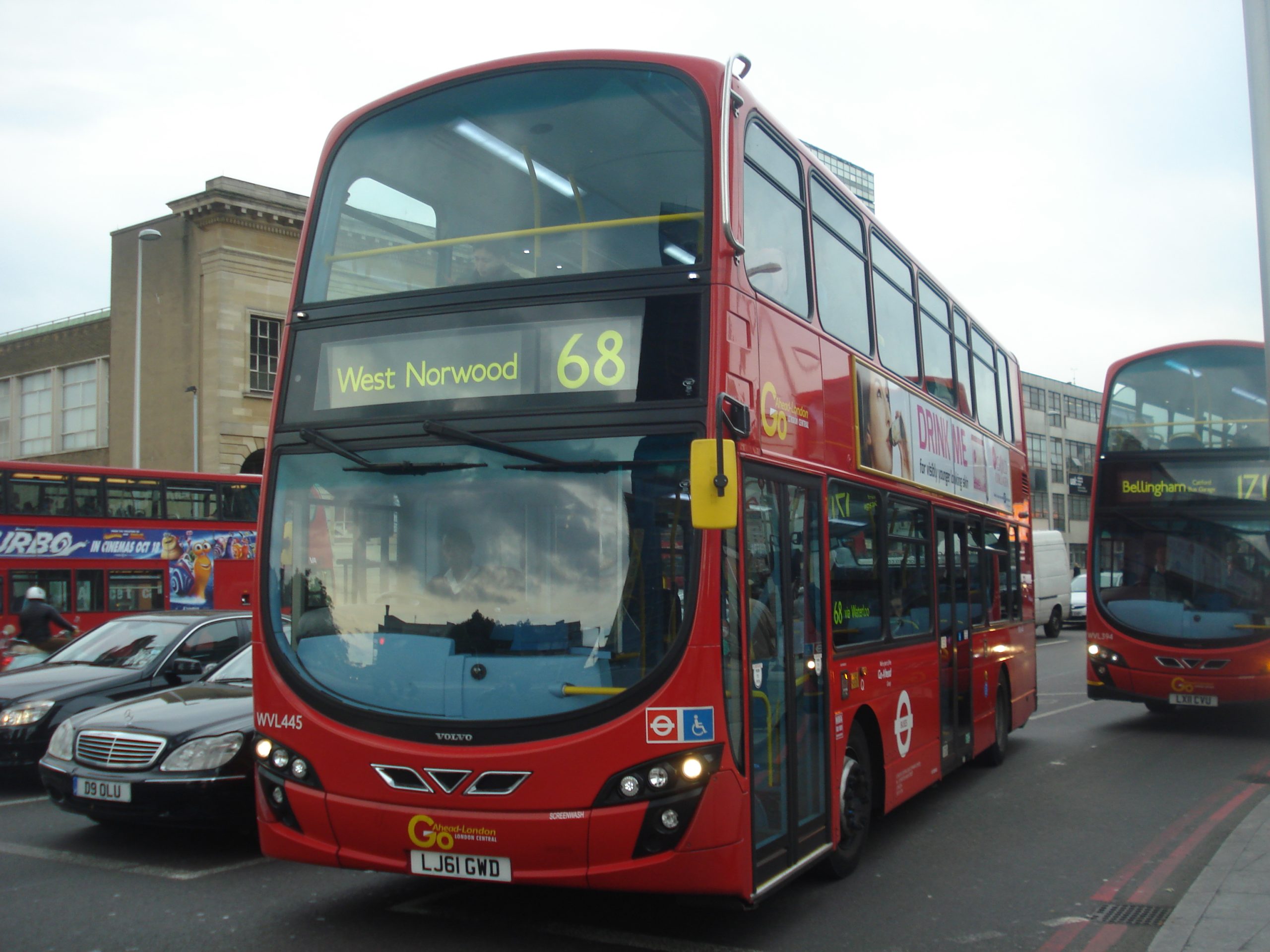 Putney and Wimbledon residents call for drastic reform to bus services ...