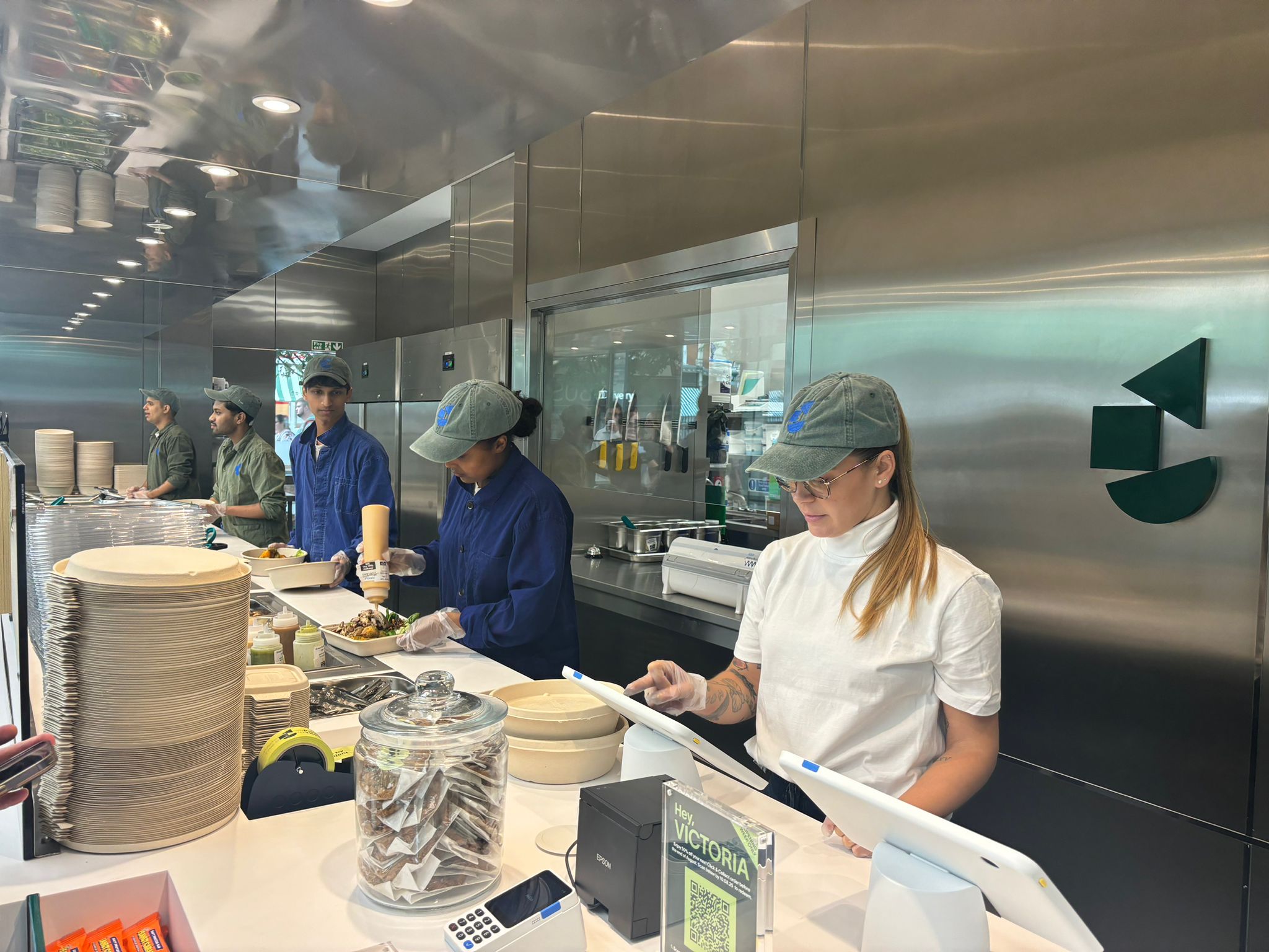 I tried Salad Project and was amazed by the portion sizes