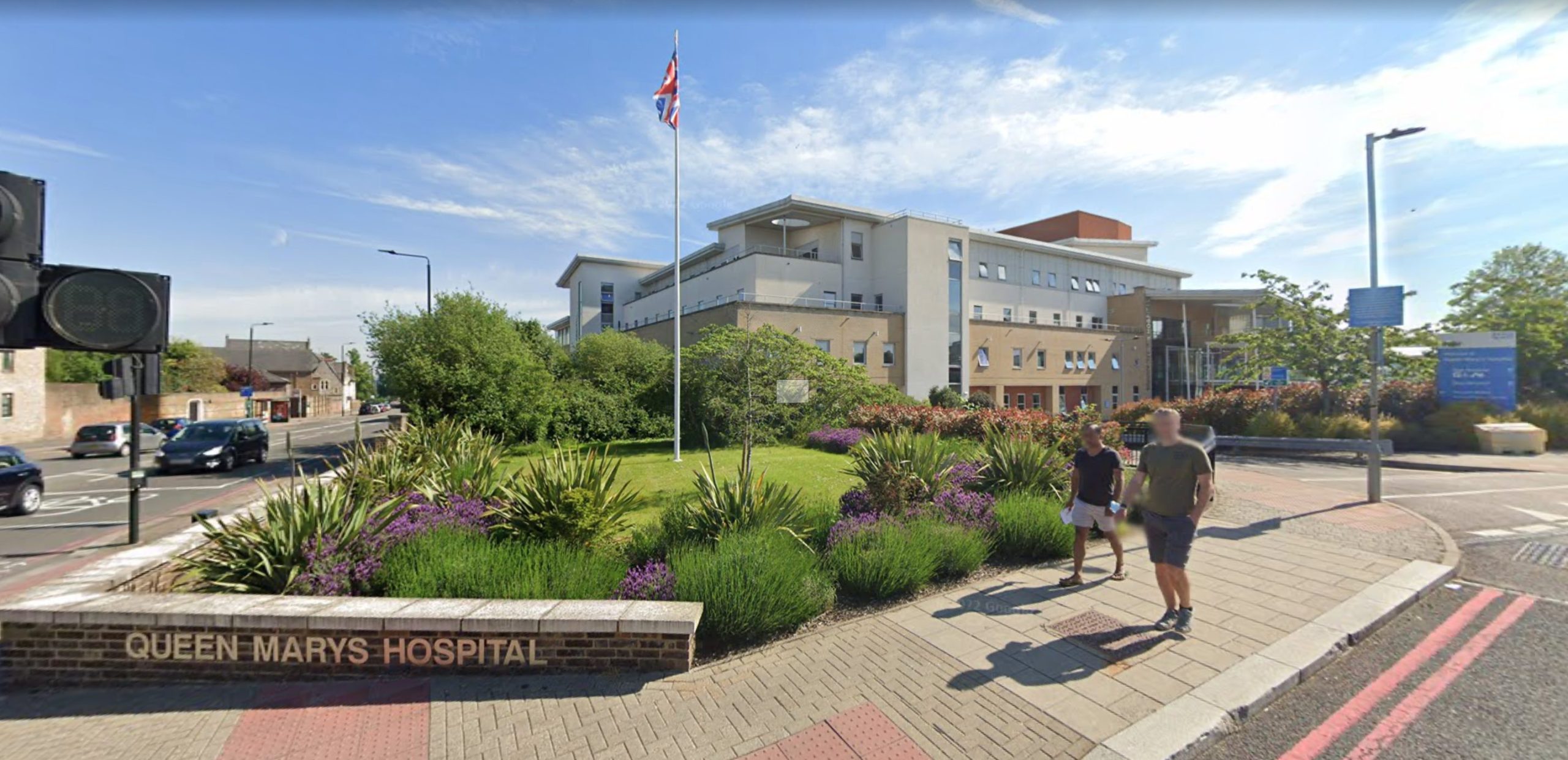 Putney healthcare worker's campaign saves minor injuries department at ...